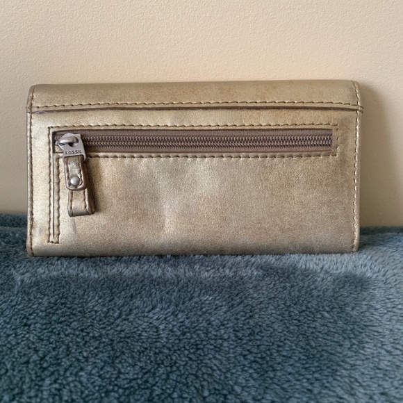 Fossil | Bags | Fossil Pewter Wallet | Poshmark